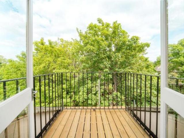 3 bedroom flat for rent in Randolph Gardens, Maida Vale, NW6