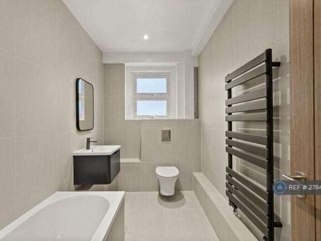 3 bedroom flat for rent in Richmond Chambers, Bournemouth, BH2