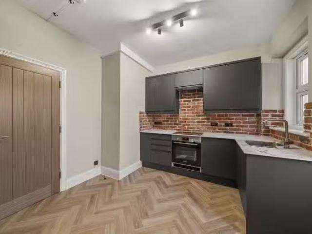 3 bedroom flat for rent in Richmond Hill, Bournemouth,, BH2