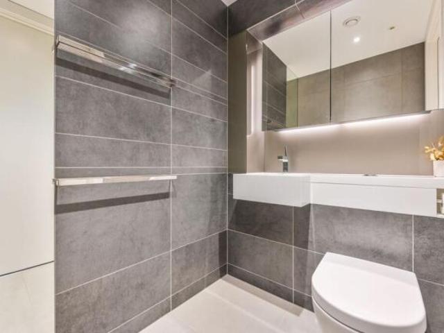 3 bedroom flat for rent in Riverlight Quay, Nine Elms, London, SW11