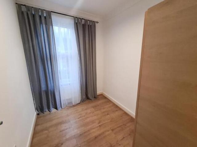 3 bedroom flat for rent in Romford Road, Forest Gate, London, E7 8AD, UK, E7