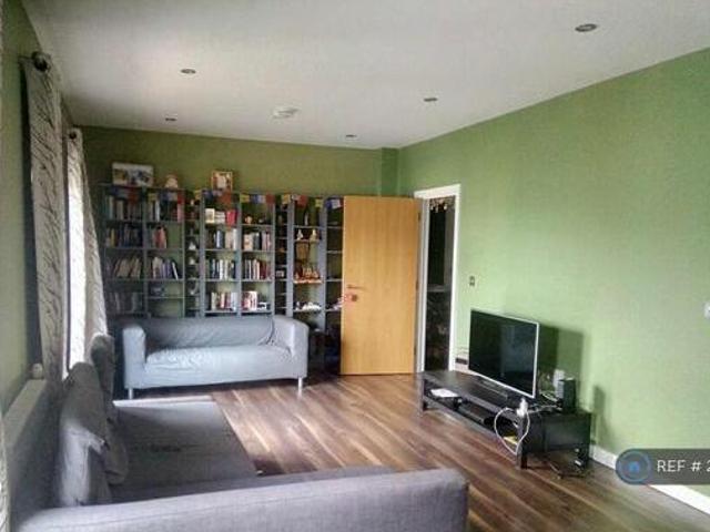 3 Bedroom Flat For Rent In Romford