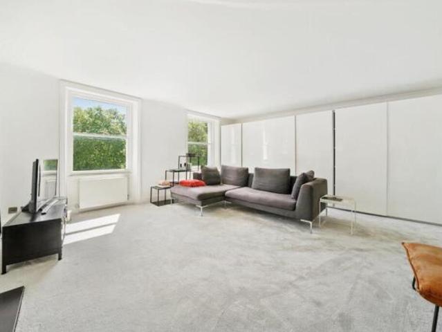 3 bedroom flat for rent in Royal Crescent Holland Park London, Royal Borough of Kensington and Chelsea, W11