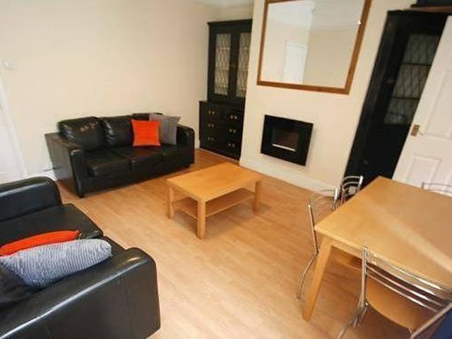 3 bedroom flat for rent in Sackville Road Newcastle Upon Tyne NE6