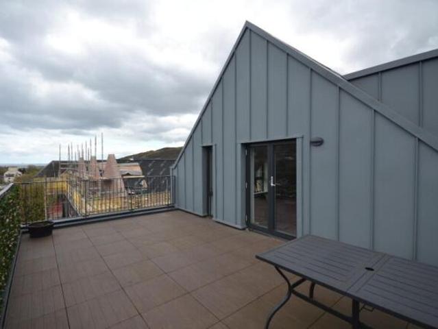 3 bedroom flat for rent in Shoemakers Square, Central, Edinburgh, EH8