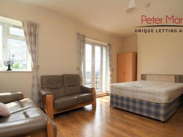 3 Bedroom Flat For Rent In Shoot Up Hill, Kilburn