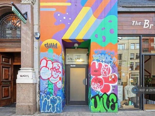 3 bedroom flat for rent in Shoreditch High Street, London, E1