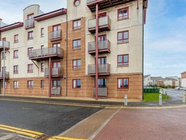3 Bedroom Flat For Rent In South Beach Road, Ayr