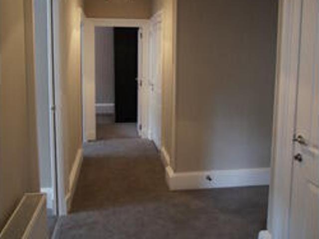 3 bedroom flat for rent in South Clerk Street, Edinburgh, EH8