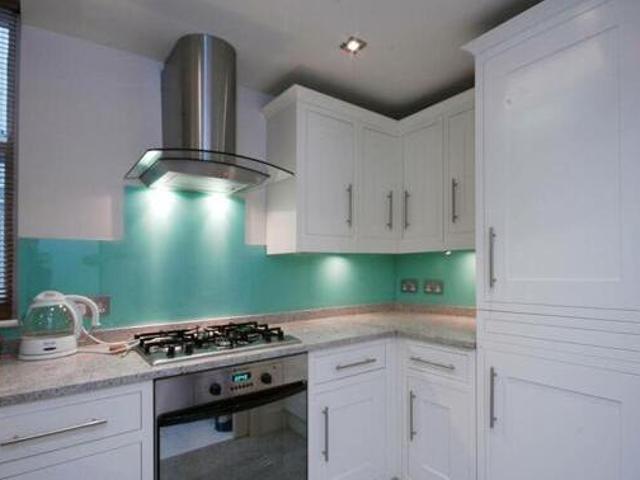 3 Bedroom Flat For Rent In South Kensington, London