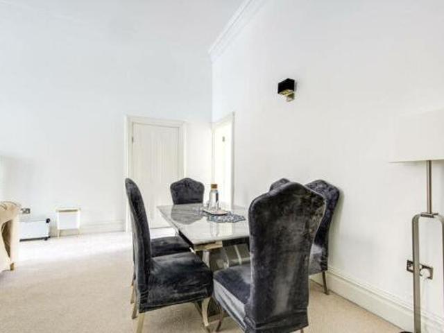 3 Bedroom Flat For Rent In South Kensington, London