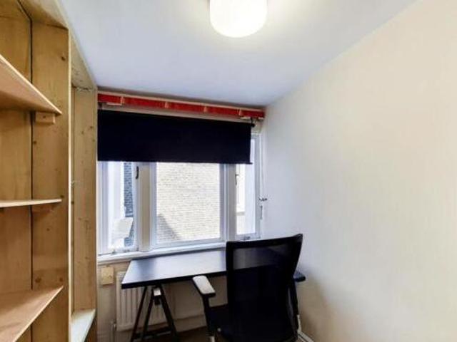 3 Bedroom Flat For Rent In South Kensington, London