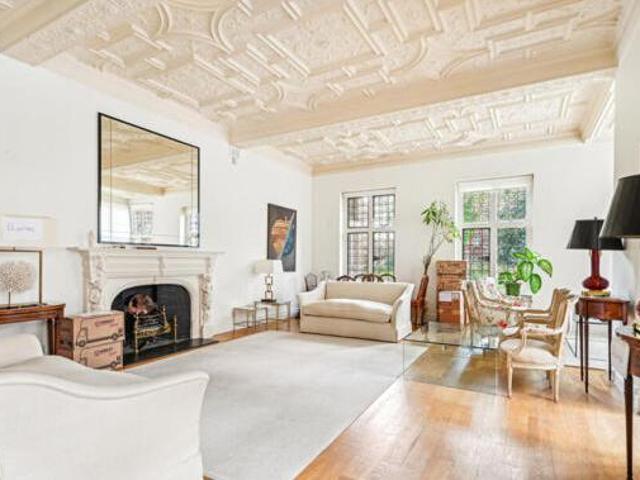 3 Bedroom Flat For Rent In South Kensington