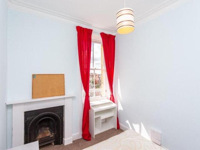 3 bedroom flat for rent in South Oxford Street, Newington, Edinburgh, EH8