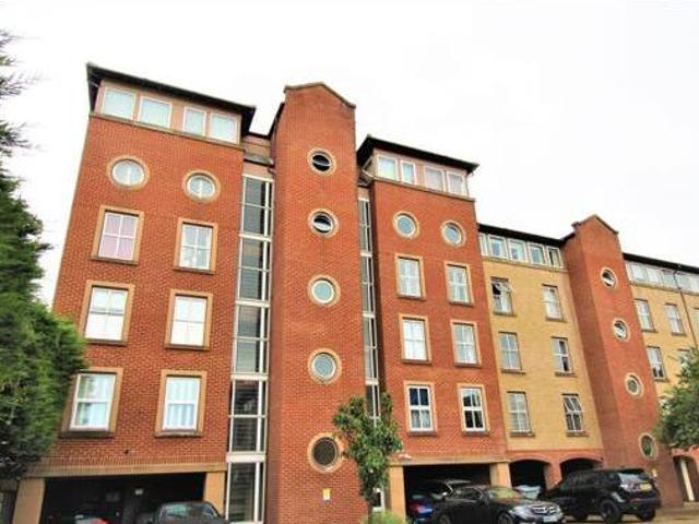 3 Bedroom Flat For Rent In Southampton