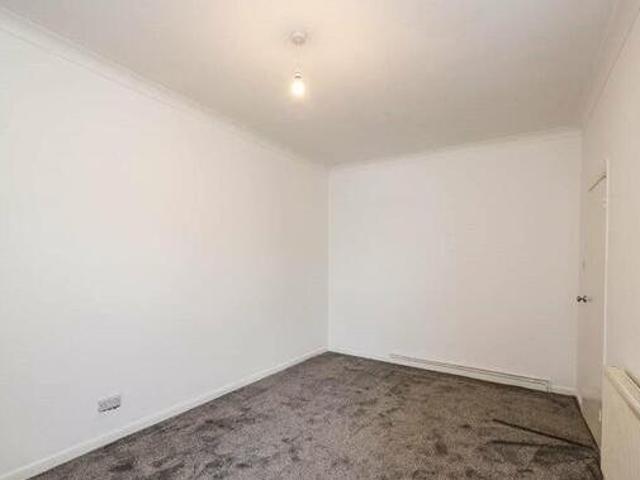 3 Bedroom Flat For Rent In Southsea, Hampshire