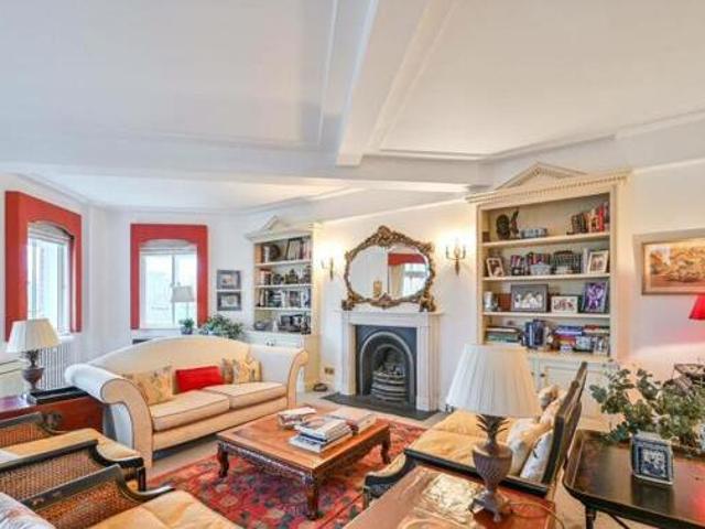 3 Bedroom Flat For Rent In Sloane Square, London