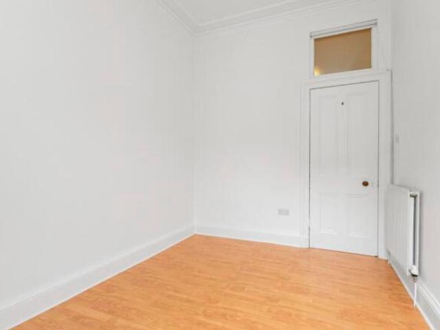 3 bedroom flat for rent in Spottiswoode Street, Marchmont, Edinburgh, EH9