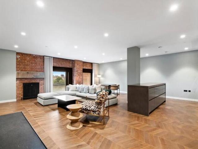 3 bedroom flat for rent in Switch House West, Battersea Power Station, SW11
