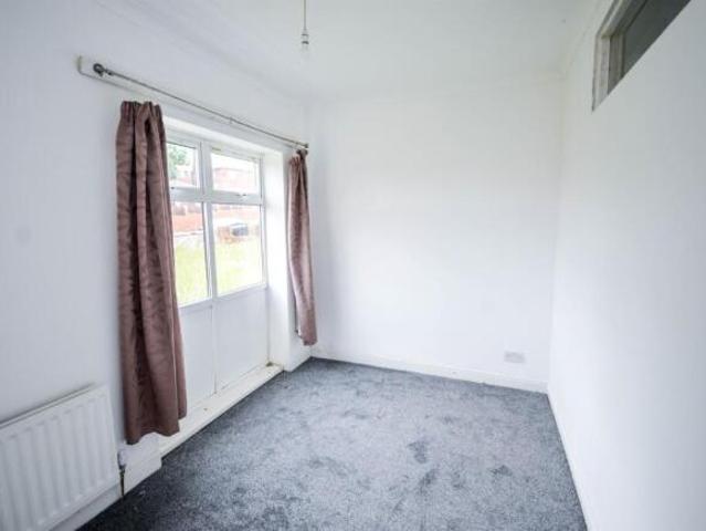 3 bedroom flat for rent in Swinley Gardens, Scotswood, NE15