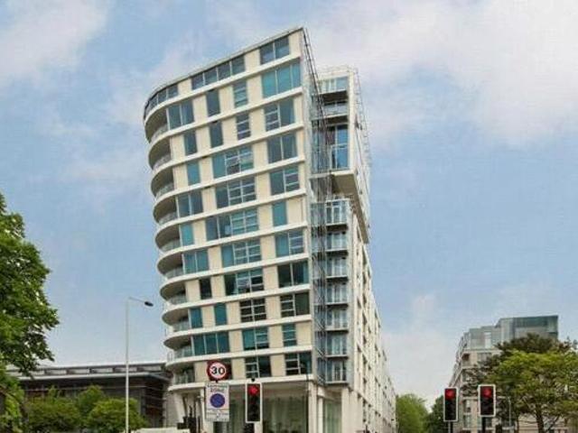 3 Bedroom Flat For Rent In Swiss Cottage, London