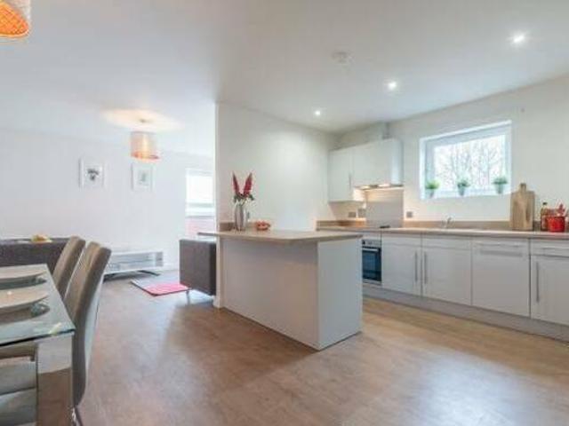 3 bedroom flat for rent in St John s Road Leeds LS3