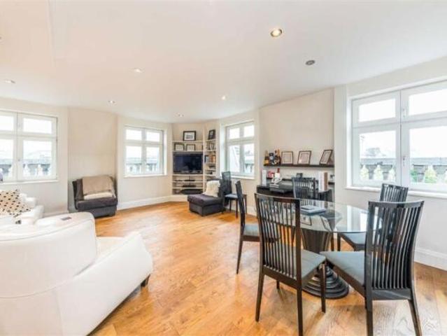 3 bedroom flat for rent in St. Martin's Place, Fitzrovia & Covent Garden, WC2N