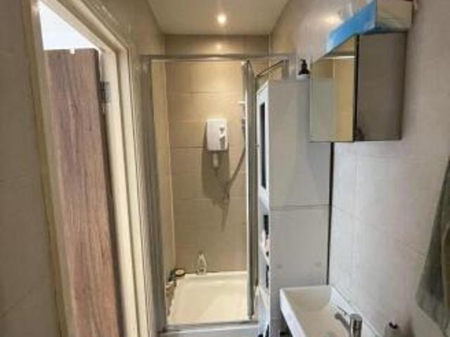 3 bedroom flat for rent in St. Pauls Road, London, N1