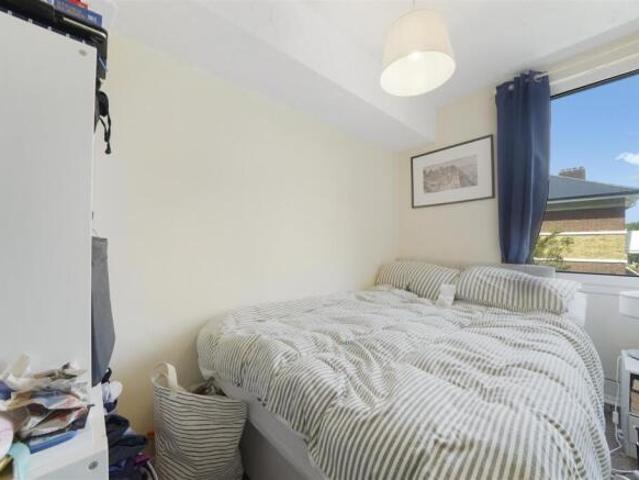 3 bedroom flat for rent in St Stephens Road, Bow, E3
