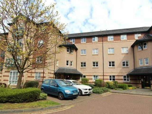 3 Bedroom Flat For Rent In Stockbridge, Edinburgh