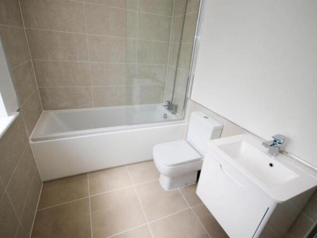 3 bedroom flat for rent in Stanley Road, Eccles, M30