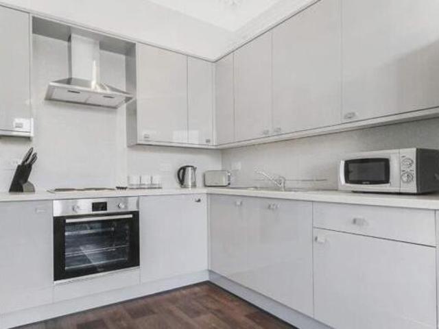 3 Bedroom Flat For Rent In Stirling Town, Stirling