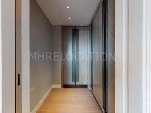 3 bedroom flat for rent in Sub penthouse, Maine Tower, Canary Wharf, E14