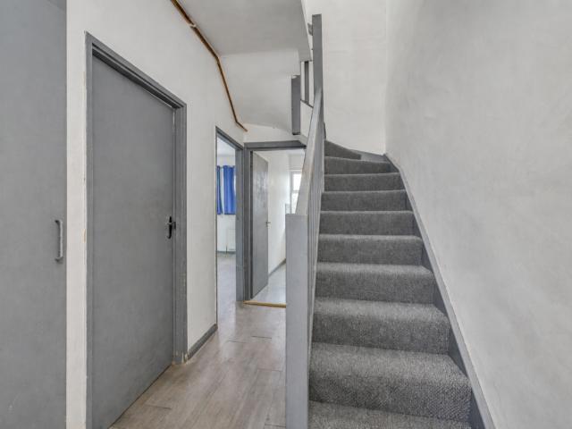 3 Bedroom Flat for RENT, SE4 MoveHome