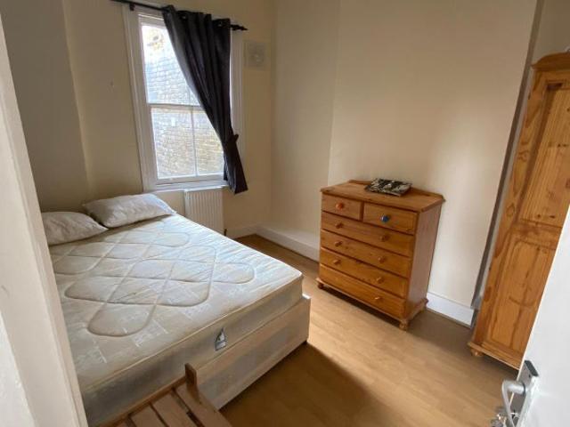 3 Bedroom Flat in the Heart of Brixton