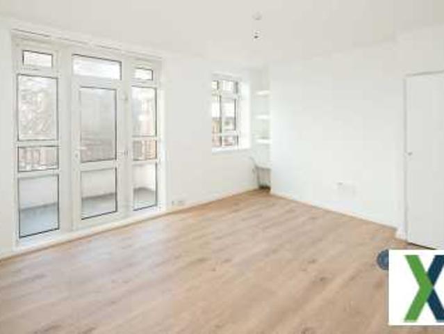 3 bedroom flat in Birdsall House, London, SE5 3 bed #2134911