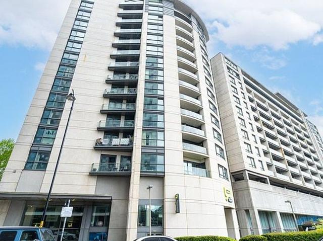 3 bedroom flat in Birmingham