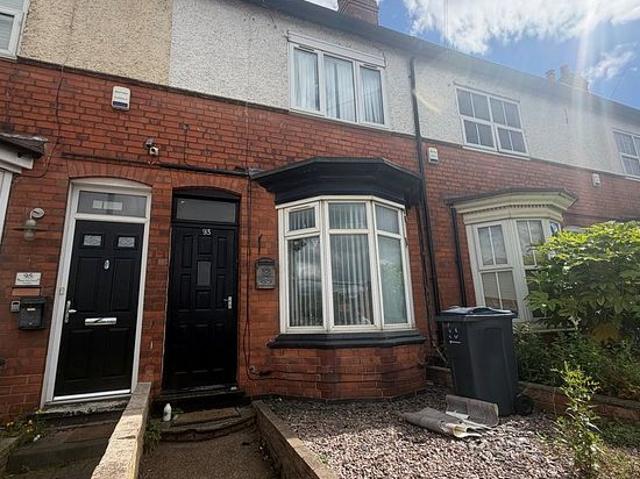 3 bedroom flat in Birmingham