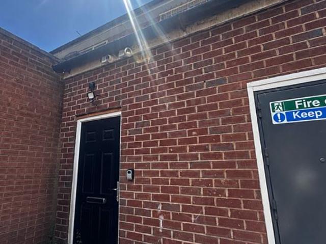 3 bedroom flat in Birmingham