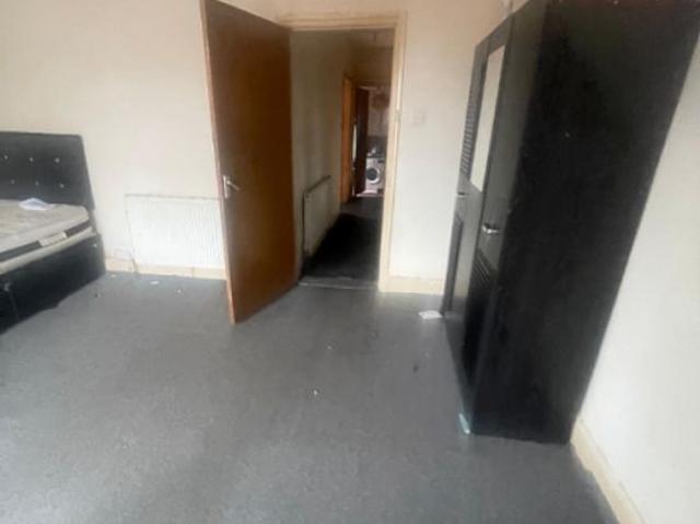 3 bedroom flat in Birmingham