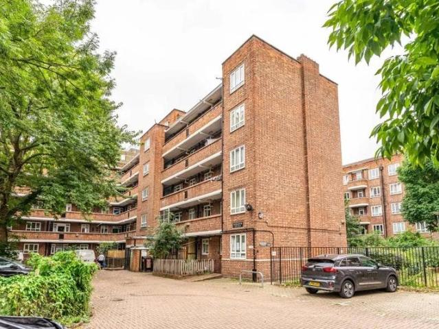3 Bedroom Flat in Dalston