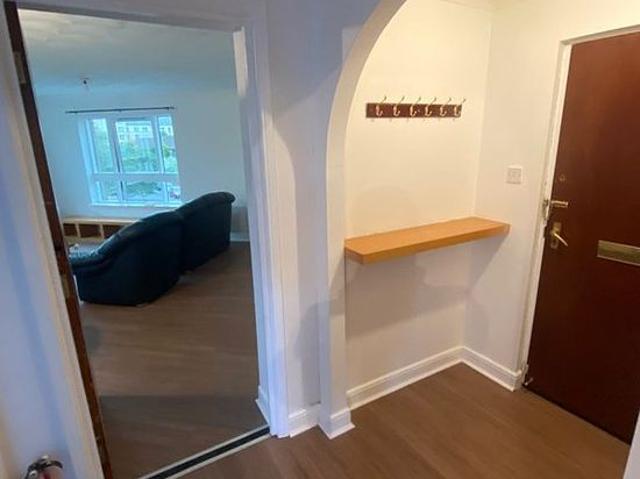 3 bedroom flat in Glasgow