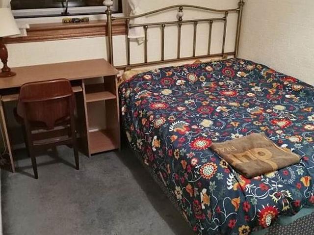 3 bedroom flat in Glasgow