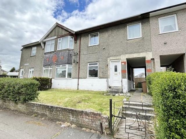 3 bedroom flat in Glasgow