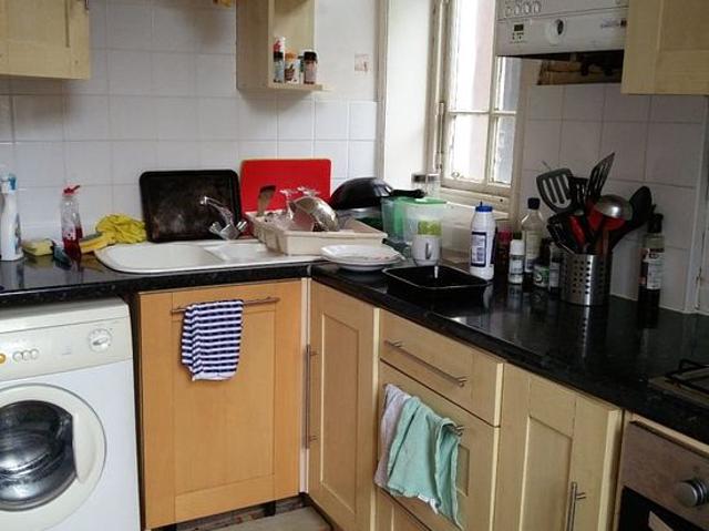 3 bedroom flat in Glasgow