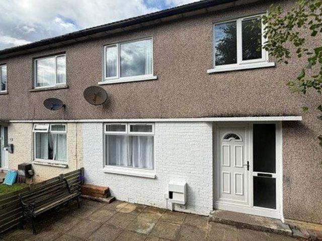3 bedroom flat in Glasgow