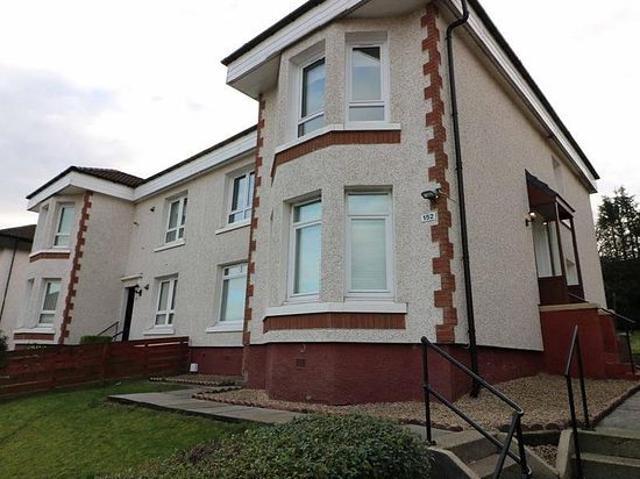 3 bedroom flat in Glasgow