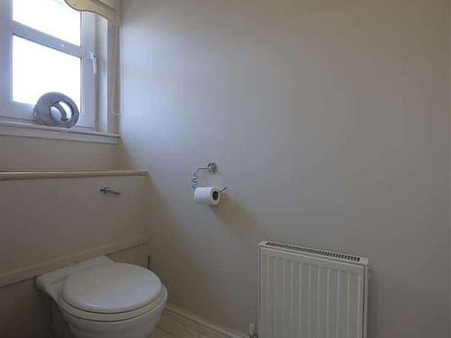 3 bedroom flat in Glasgow