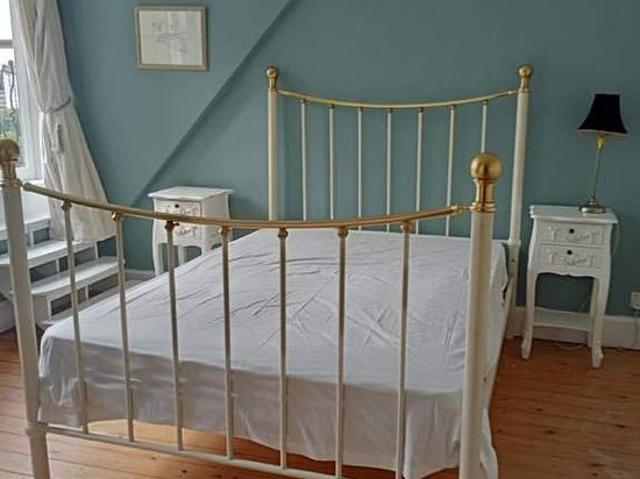 3 bedroom flat in Glasgow