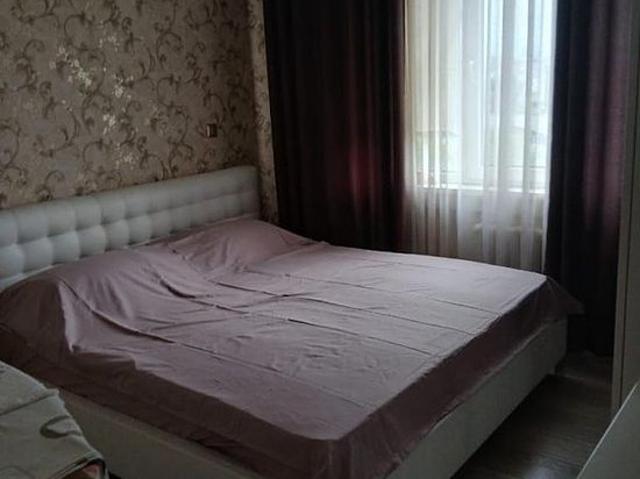 3 bedroom flat in London